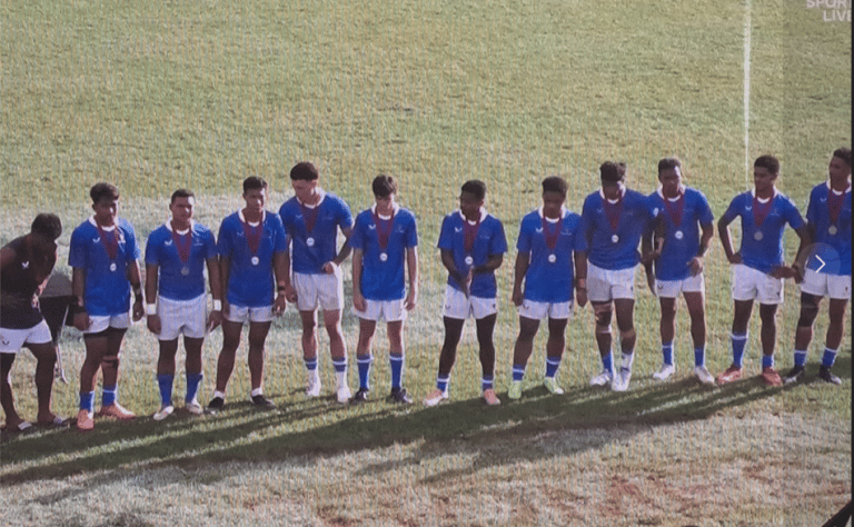 Taunuu i le sailiga siamupini le ‘au taitoafitu a le Tama Samoa