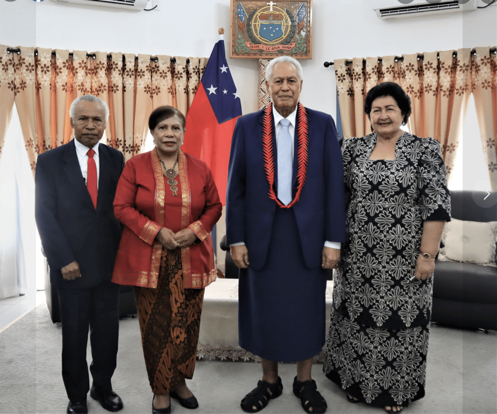 Tauaao e le afioga i le Ao Mamalu o le Malo Tusi Tofiga o le Amepasa ...