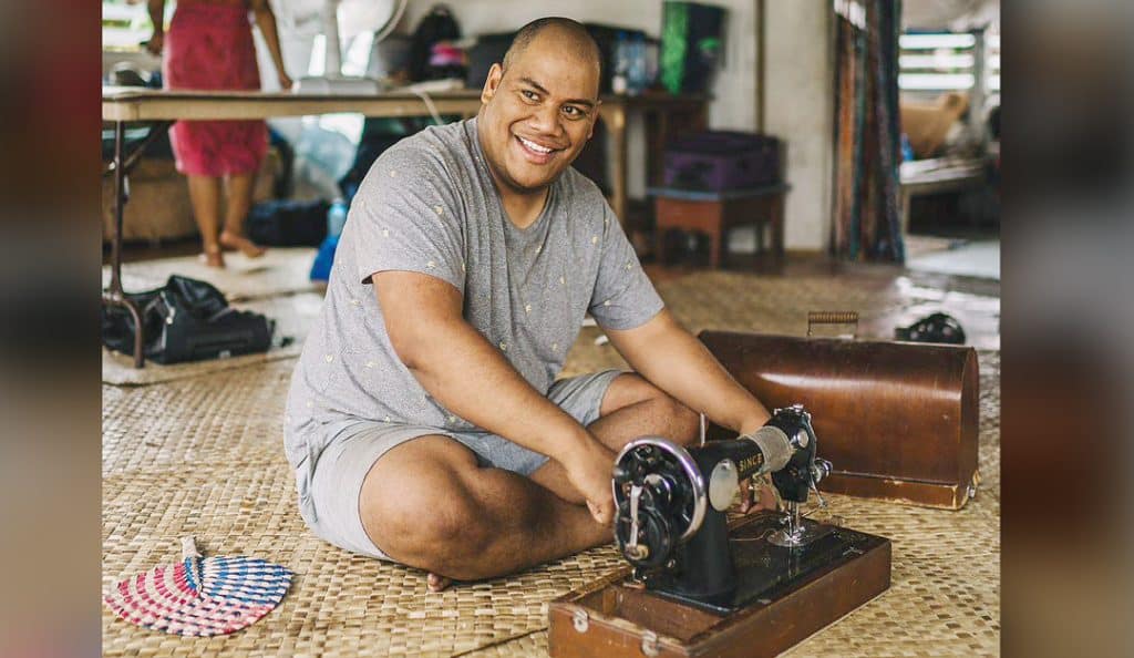 Faatama'ia se maota na fofoa ai le olaga o se tasi o fai ofu iloga