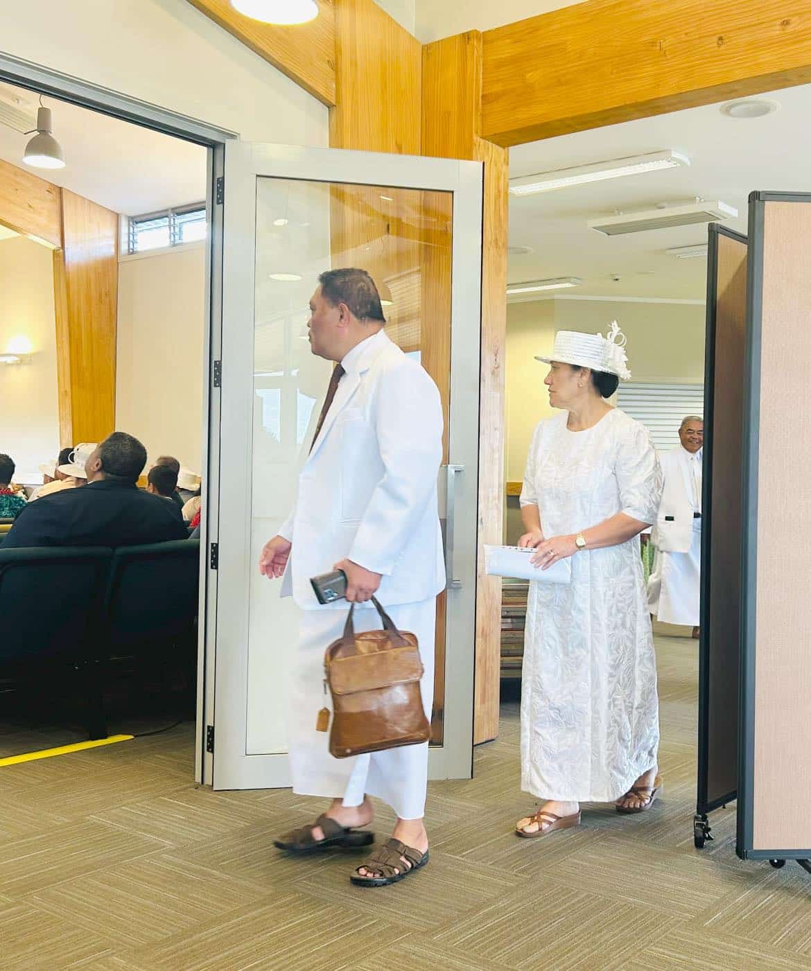 Osifeagaiga le EFKS Everglade i Manukau ma Rev Valoaga Ropati ma le faletua