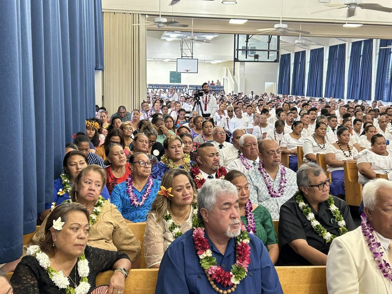 Faailoga i Amerika Samoa le Tutoatasi o Samoa mo le uluai taimi