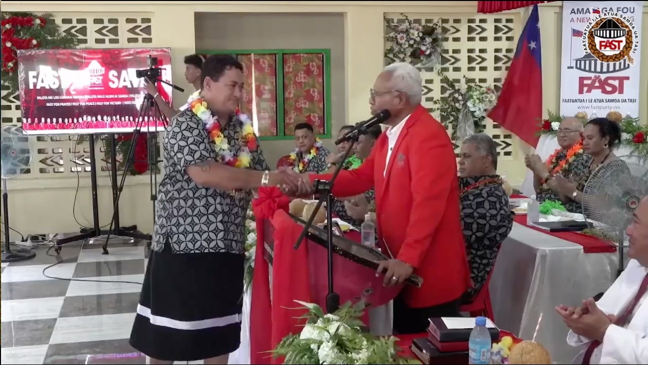 Lafo le faaaloalo a Vui Seigafolava Sione Masinamua i le afioga Vui I ...